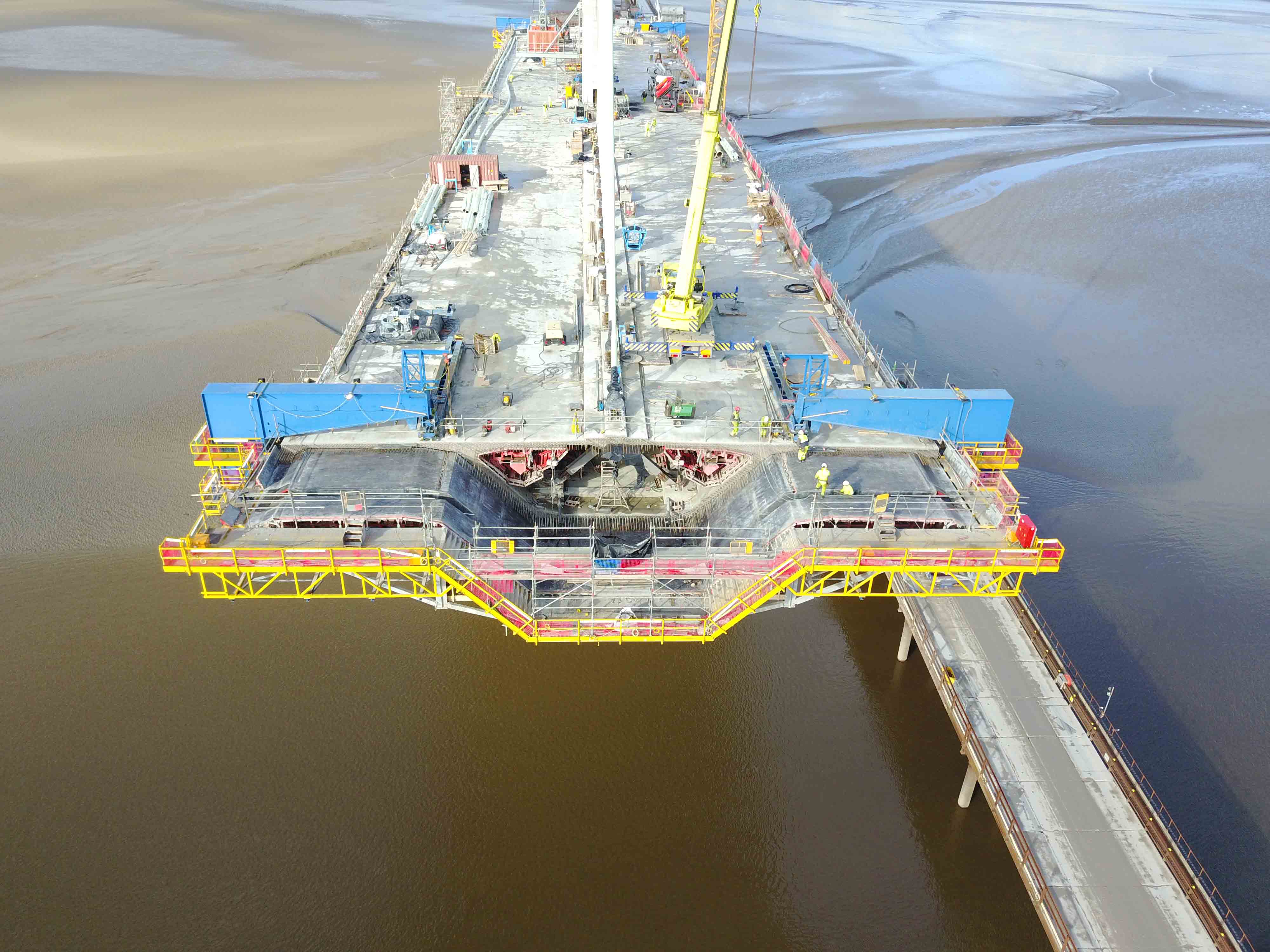 Special formwork travellers for Atlantic bridge - Rúbrica Philippines